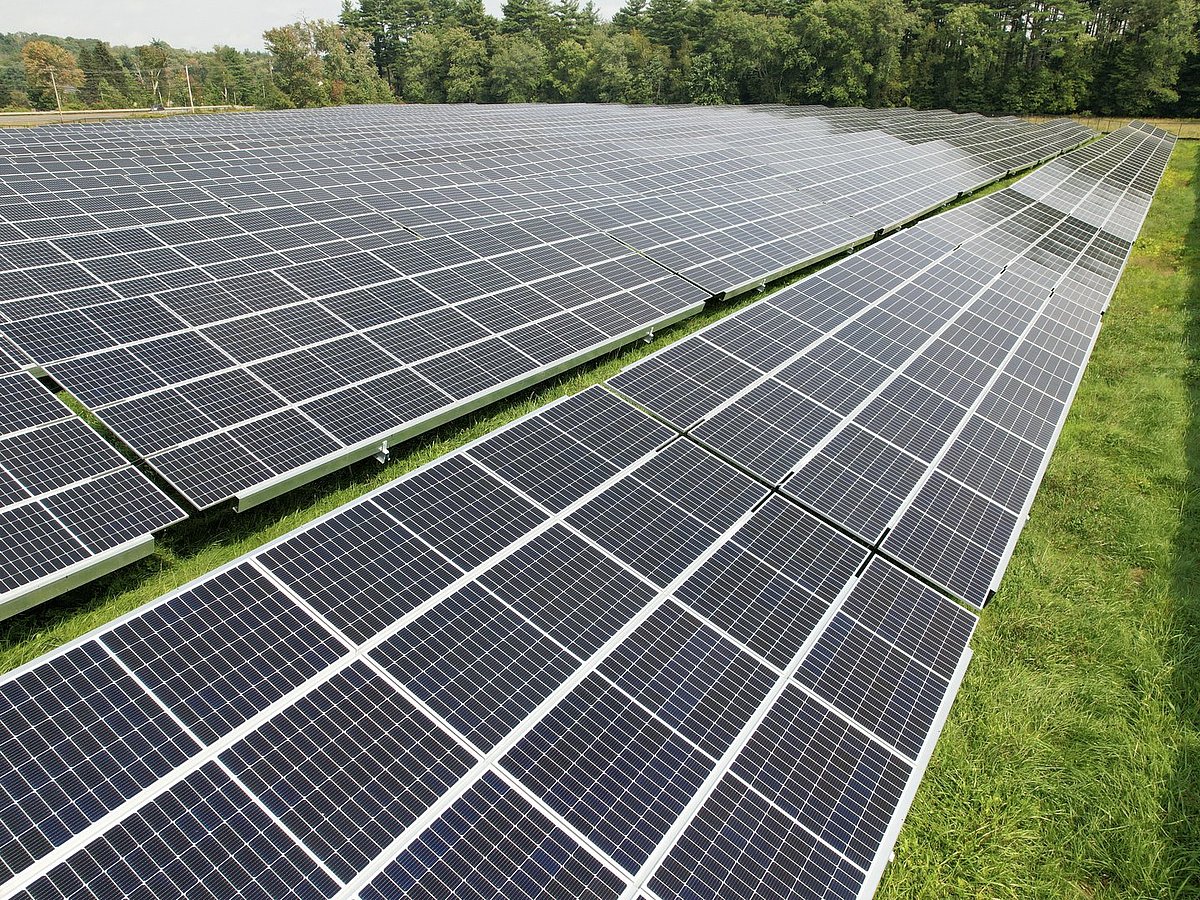 First photovoltaic projects in the United States in operation - W.E.B ...