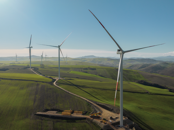 Größter W.E.B-Windpark in Betrieb - W.E.B